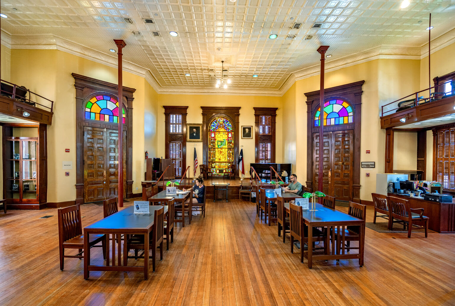Hello Lockhart, Texas